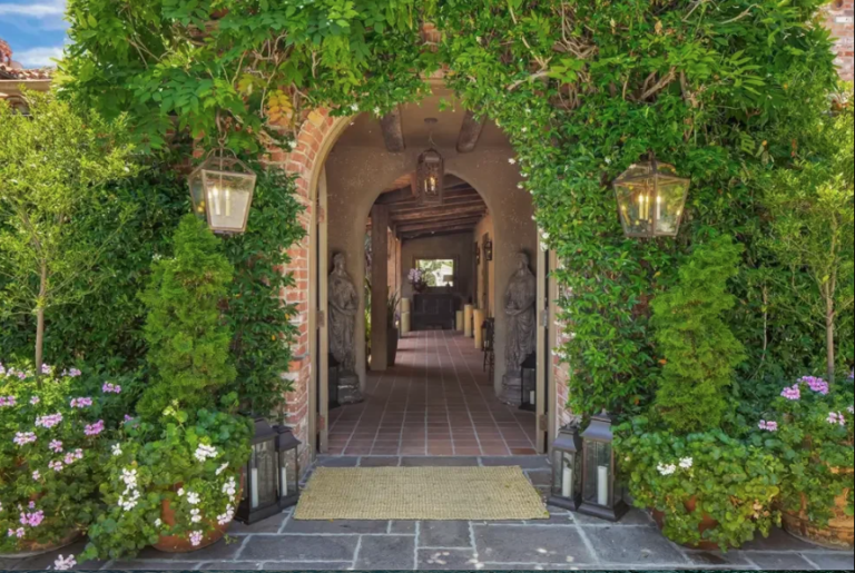 Unveiling Extravagance: Tech Mogul Sells ‘Villa Theos’ in Beverly Hills ...
